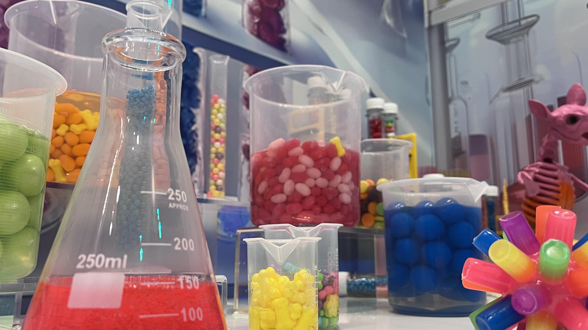 'Candytopia' opens at Scottsdale Fashion Square | 12news.com