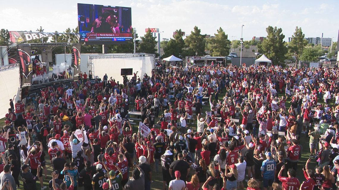 Massive Cardinals draft party sees energy, excitement for team | 12news.com
