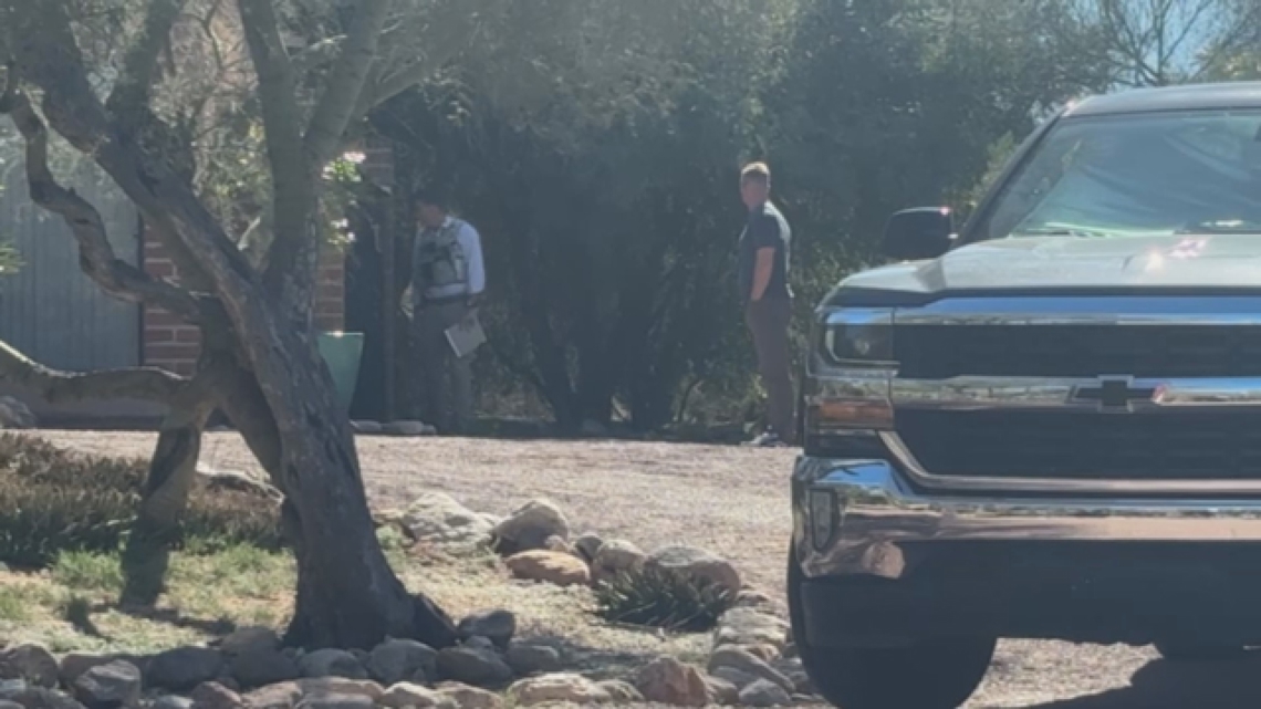 B. Dylan Hollis talks new cookbook, baking across the country | 12news.com