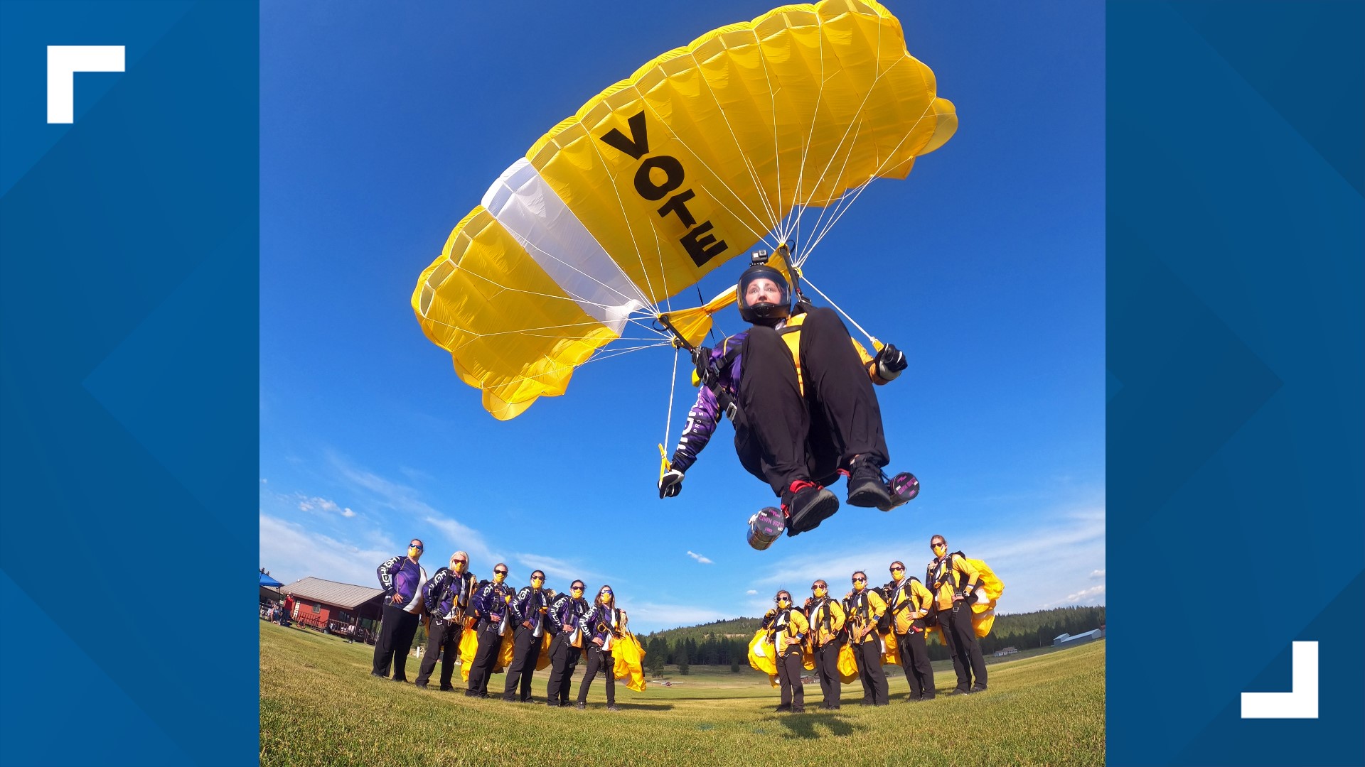 All-female skydiving team Highlight trains in Arizona | 12news.com