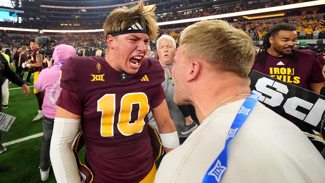 Sam Leavitt takes Arizona to College Football Playoff quarterfinals ...