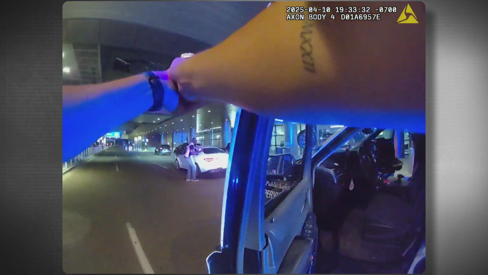 Mistaken identity leaves former NFL player detained at Phoenix airport | 12news.com