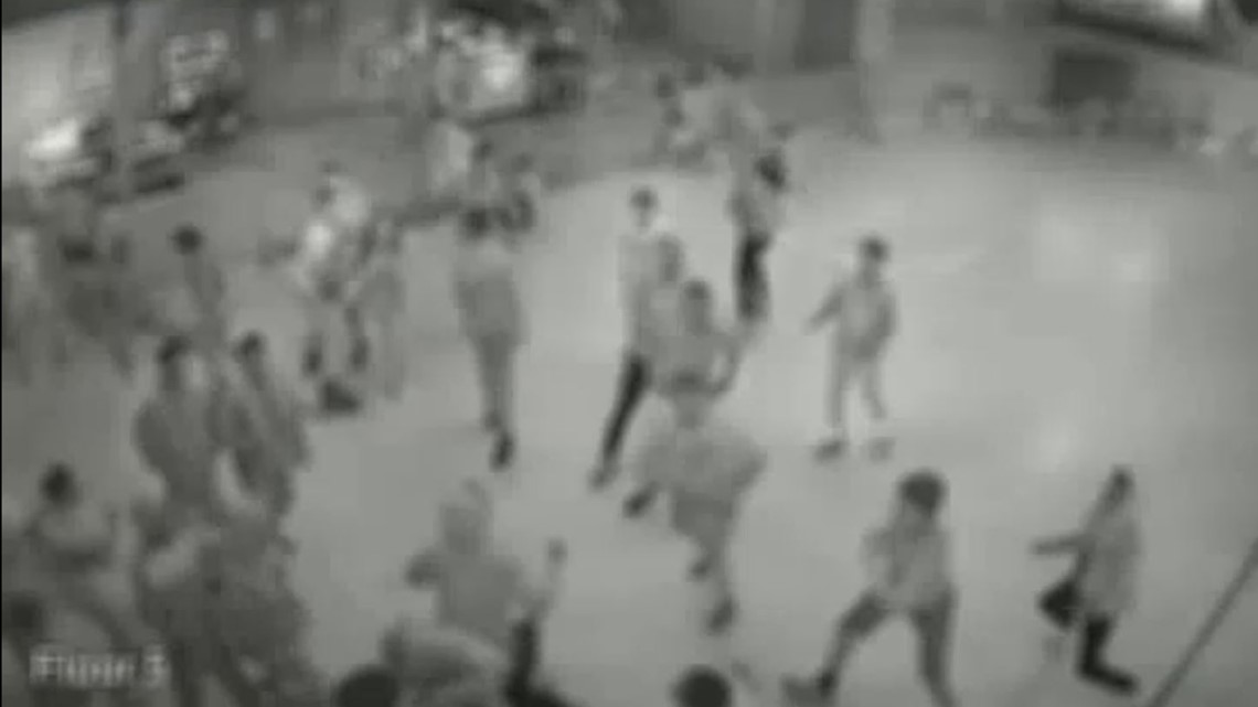 Video shows 'mobs' at Great Skate fight as police tase, pepper spray ...