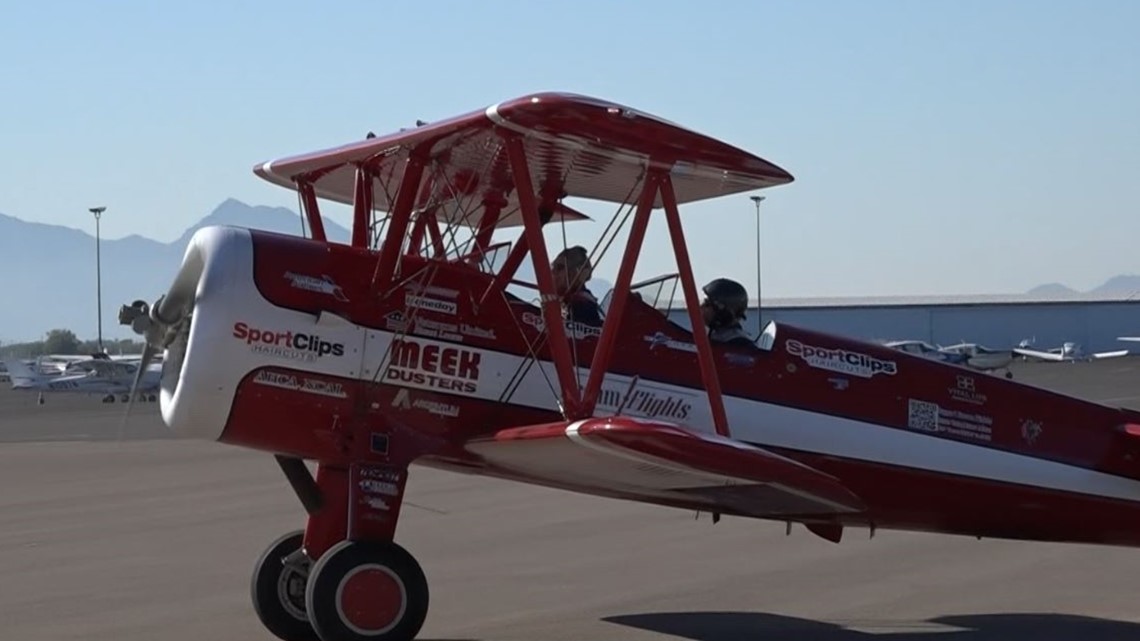 Former pilots take to the sky again after decades away | 12news.com