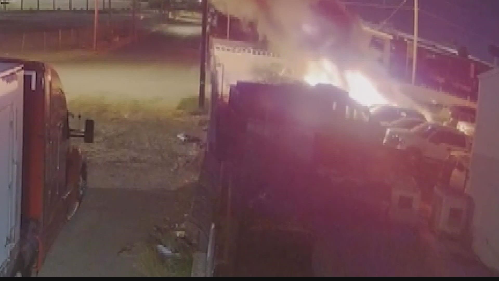 Suspected arsonist caught on camera in auto shop fire | 12news.com