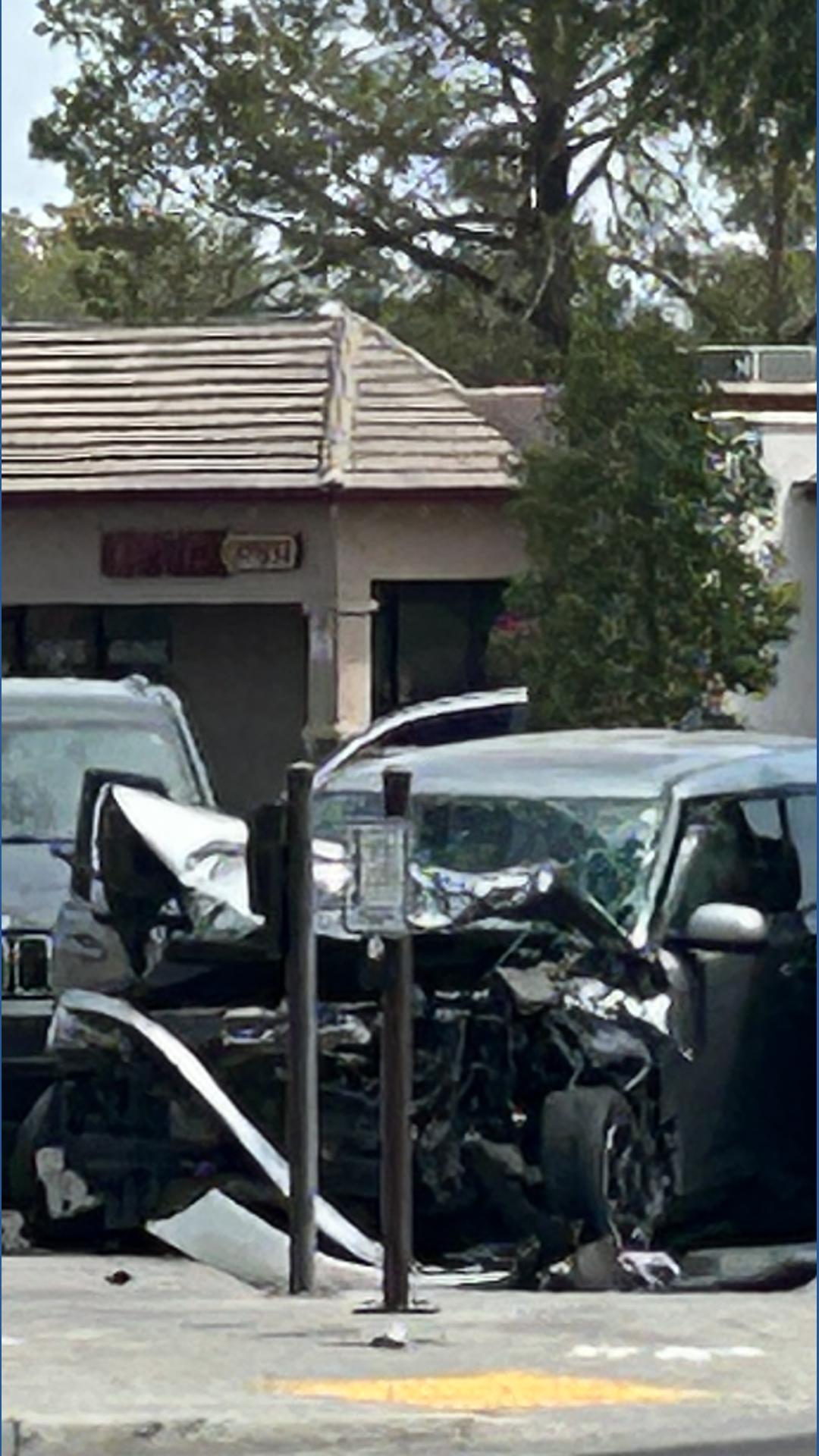 Tempe crash leaves 1 dead | 12news.com