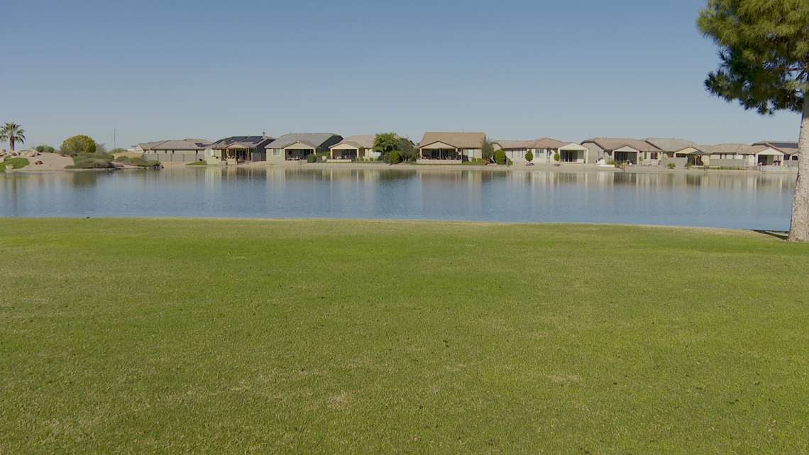 Smelly situation upsets Maricopa homeowners | 12news.com