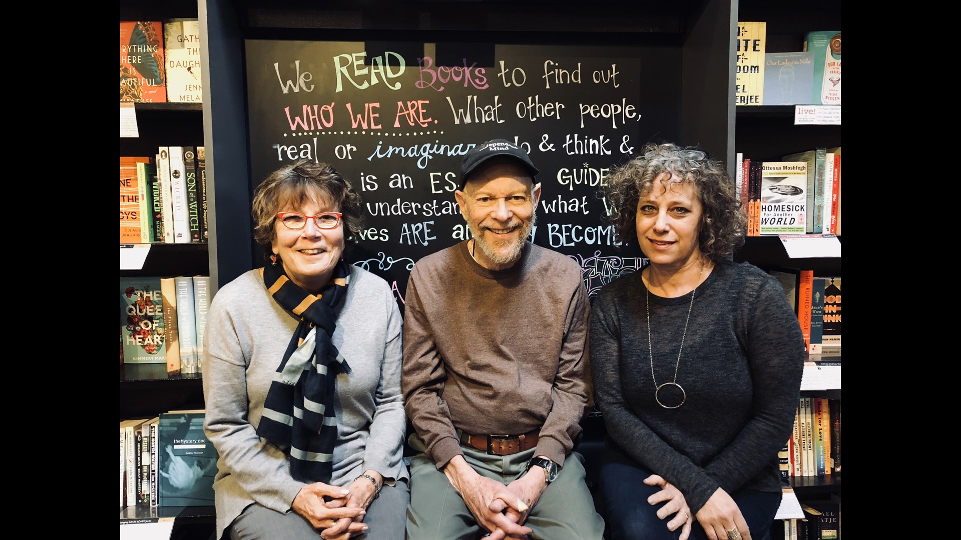 Phoenix's Changing Hands bookstore celebrates 50th birthday | 12news.com