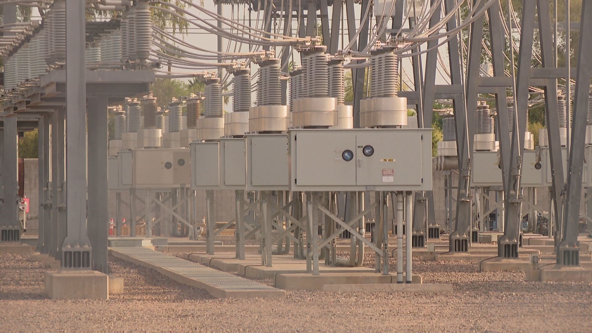 Power outages in Chandler caused by damaged power line, SRP says ...