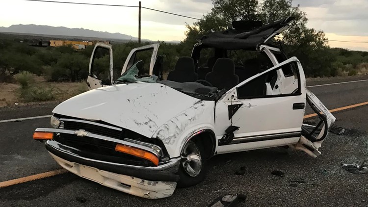 Officials looking for driver involved in fatal Arizona wreck | 12news.com