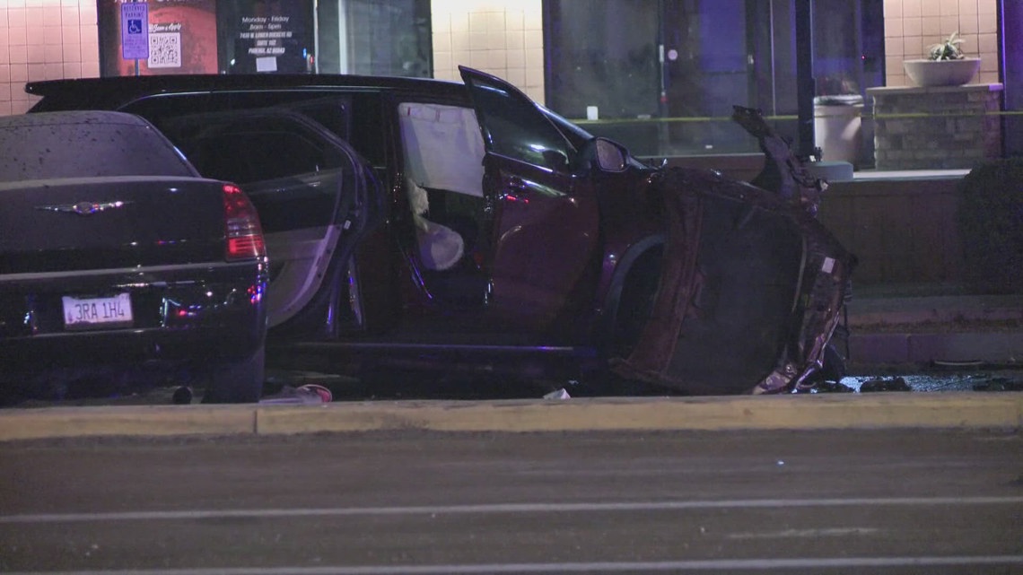 Police: 2 dead after driver flees traffic stop in Phoenix, hits another ...