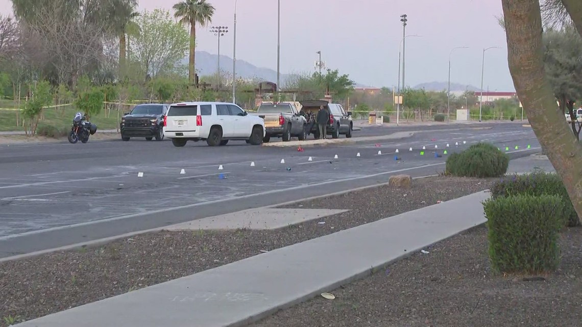 1 dead following pedestrian crash in Phoenix | 12news.com