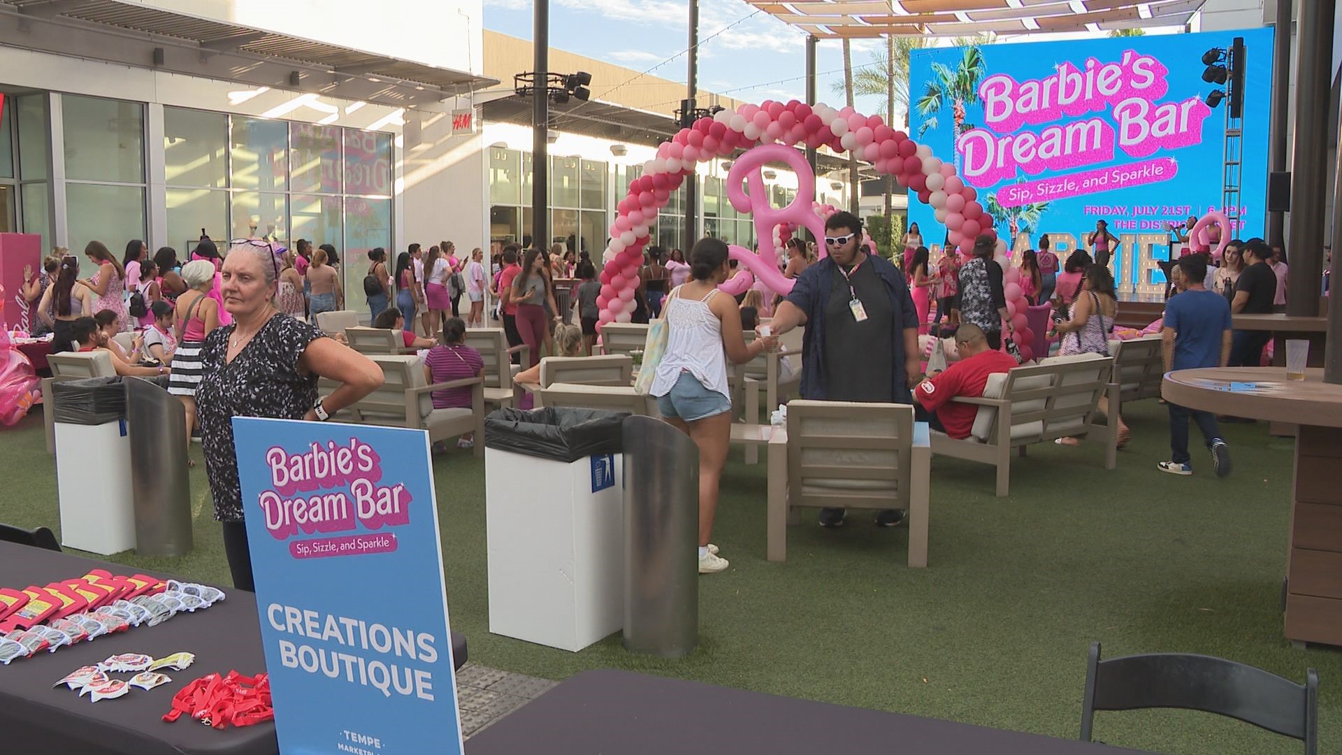 There's a Barbie-themed vacation rental in Scottsdale | 12news.com