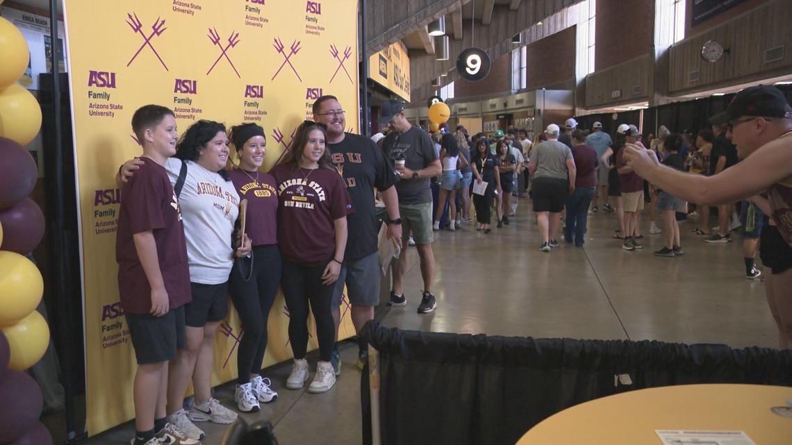ASU move-in week excites first-year students | 12news.com