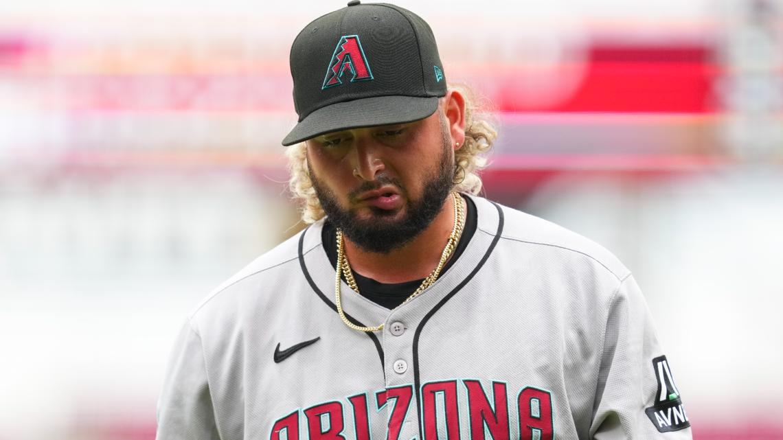 Encarnacion-Strand's walk-off double lifts Reds past D-backs | 12news.com