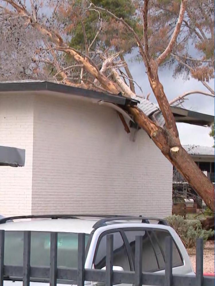Power outages reported after Monday storms in Phoenix area | 12news.com