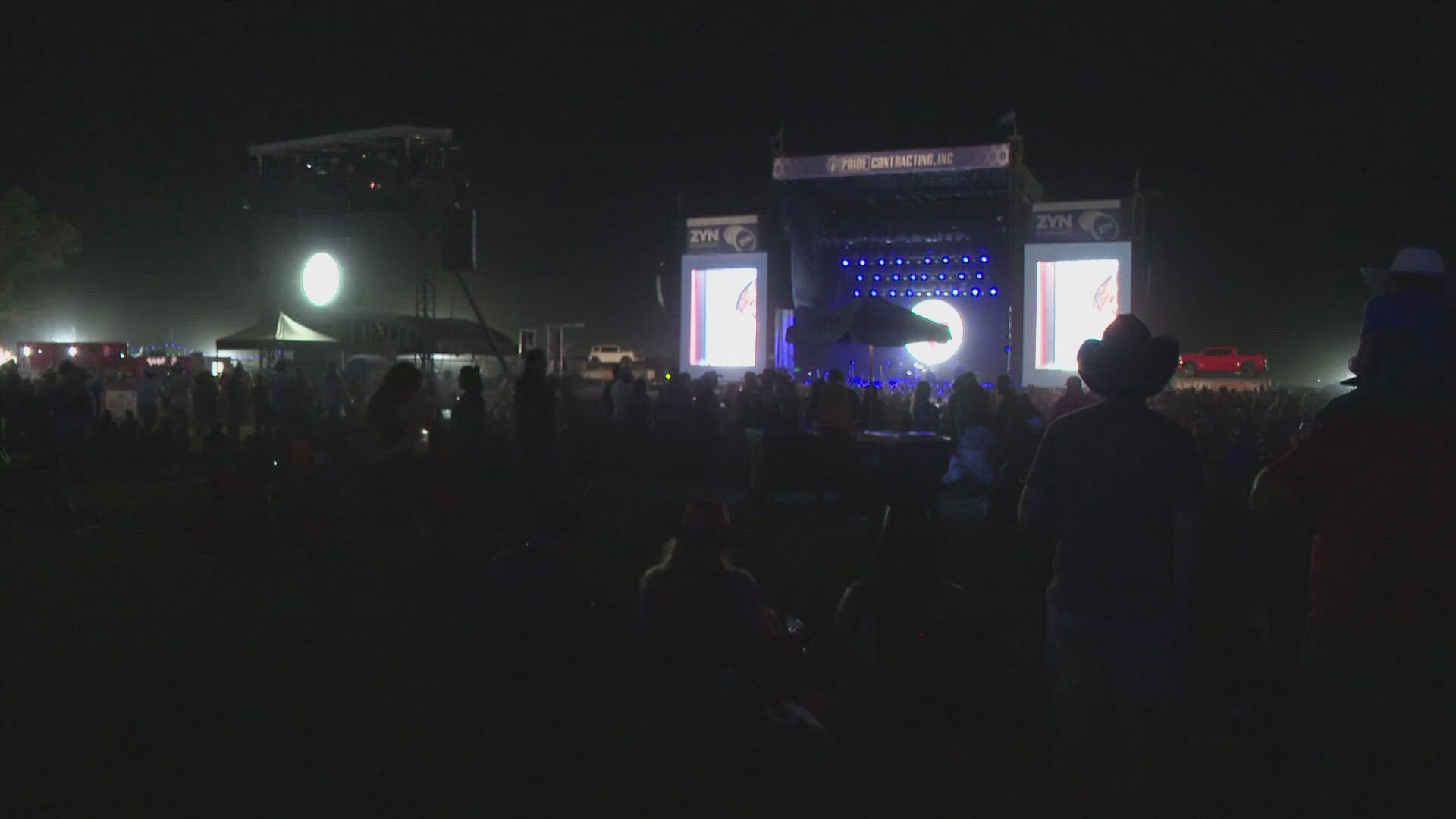 Country Thunder expected to draw 30,000 fans daily as music fans flock ...