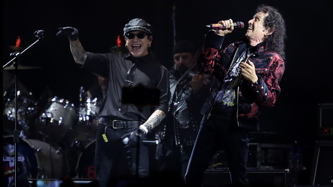 El Tri de México celebra su trayectoria de 55 años de música | 12news.com