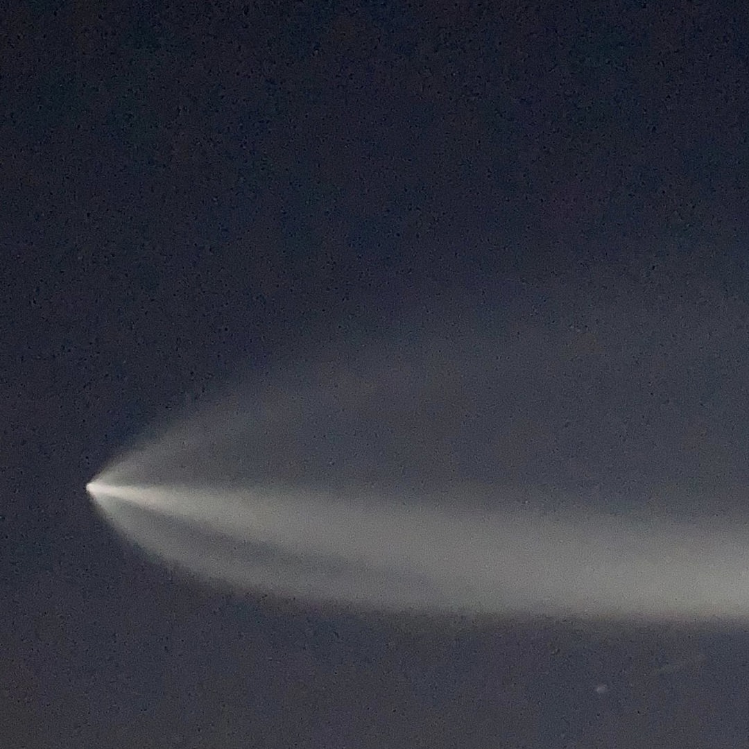 What was the bright light seen streaking across the sky in Arizona ...