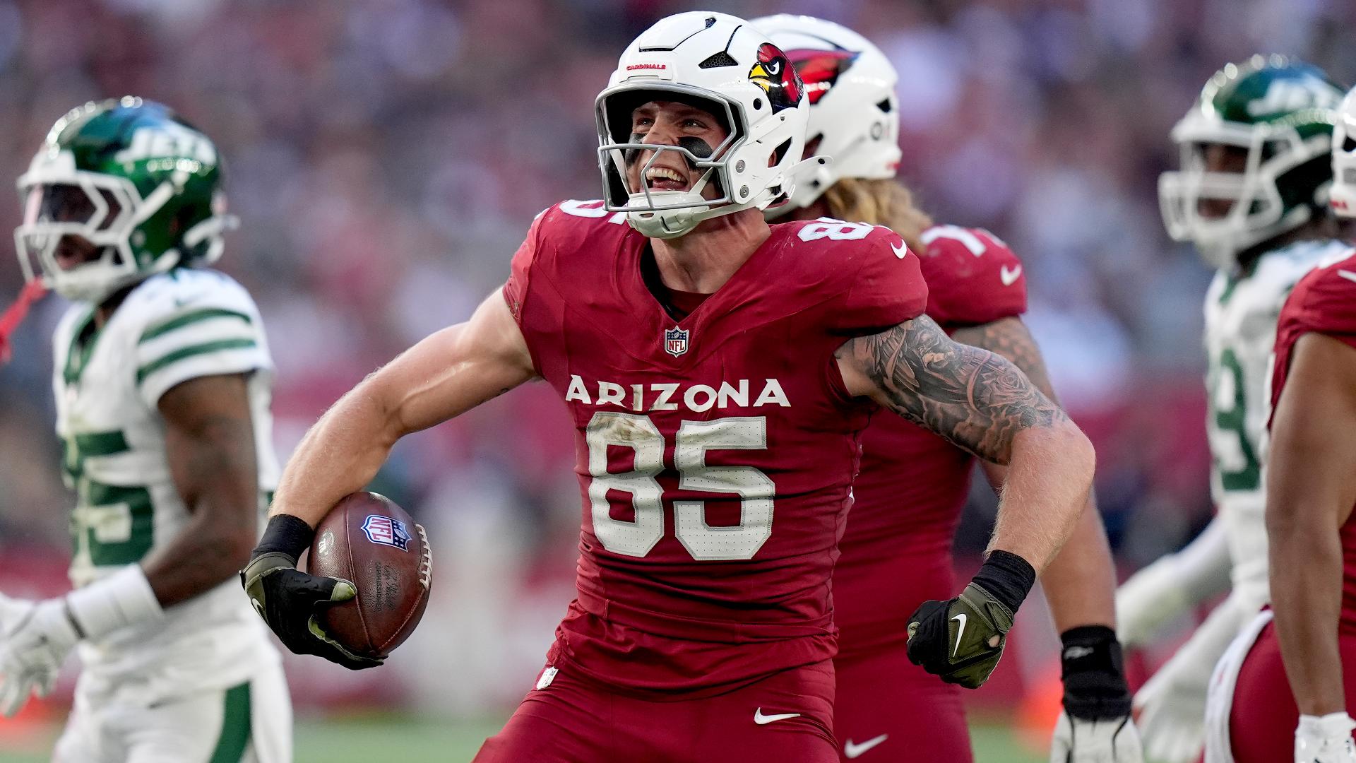 Cardinals dominate Jets, win 31-6 | 12news.com