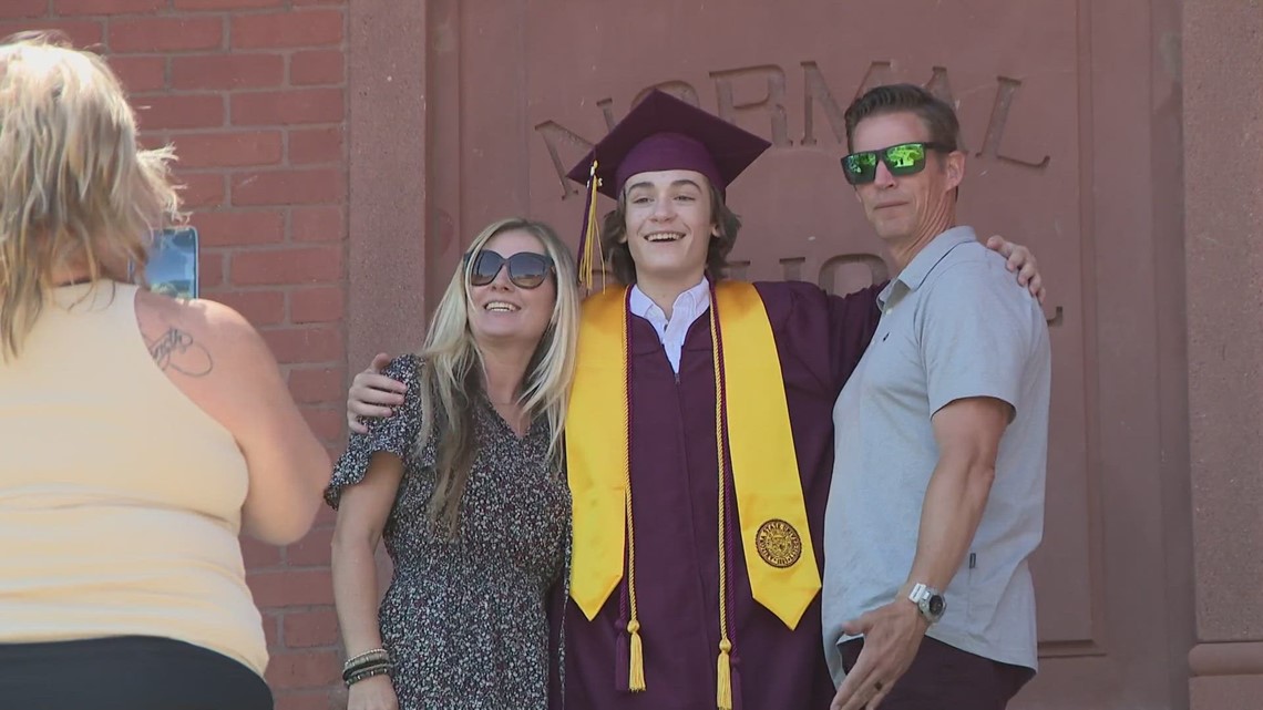 14-year-old graduates from ASU with degree in sociology | 12news.com