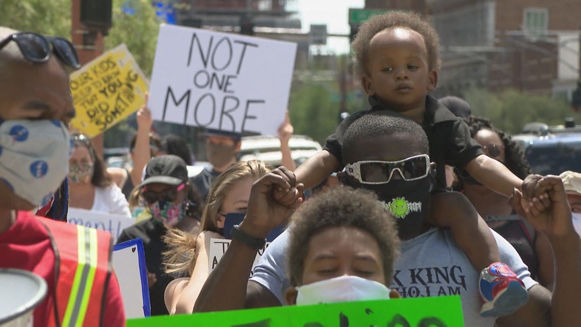 Children participate in peaceful Phoenix BLM rally | 12news.com