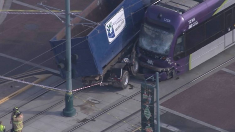 Light rail crash reported in downtown Mesa | 12news.com