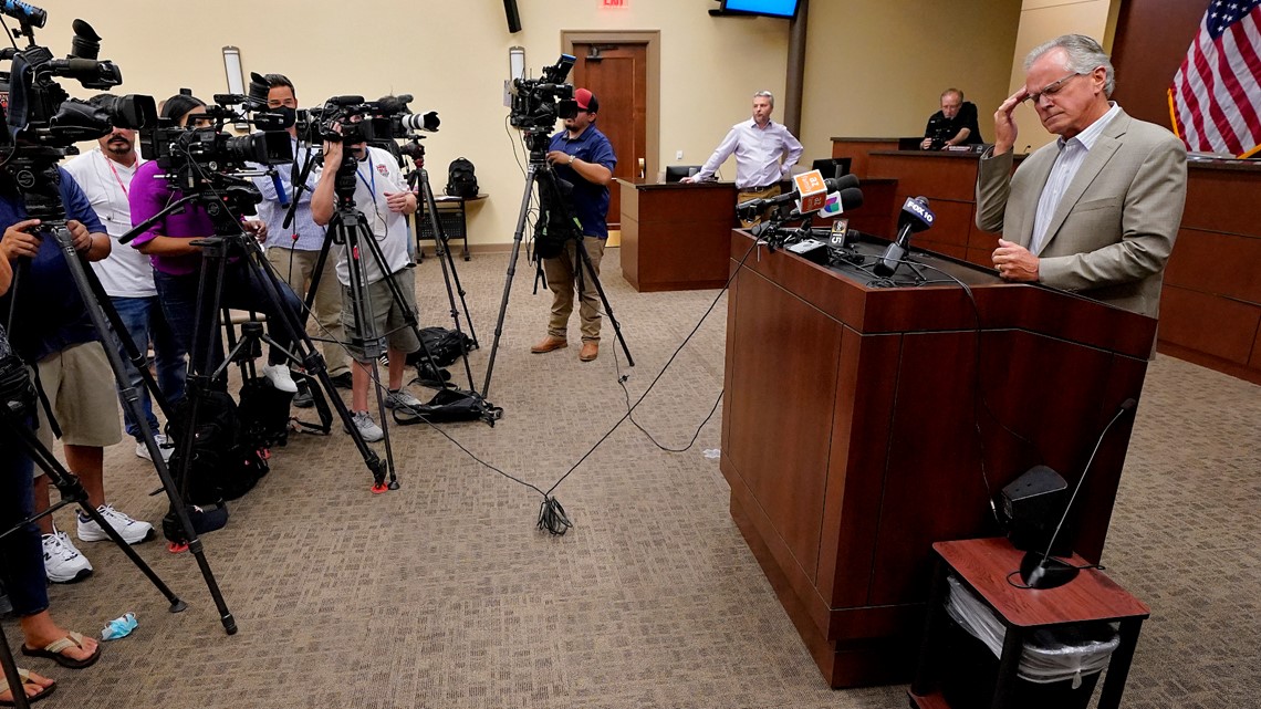 Elections director of Pinal County quits, says she wasn't protected ...