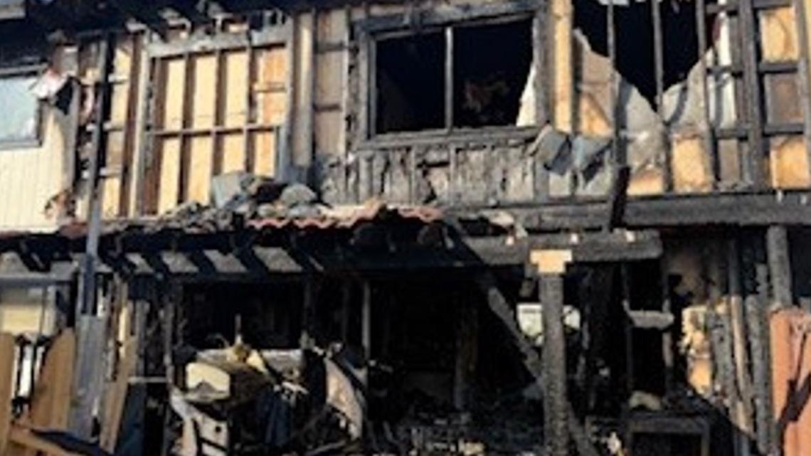 Arizona apartment fire displaces 10 people | 12news.com