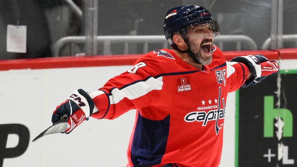 Ovechkin ties Gretzky's NHL goals record with 894th | 12news.com