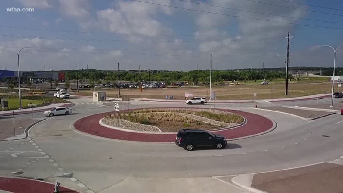 How to drive on roundabouts | 12news.com