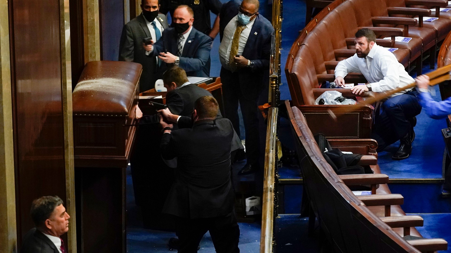 PHOTOS: Rioters storm U.S. Capitol Jan. 6, 2021 | 12news.com