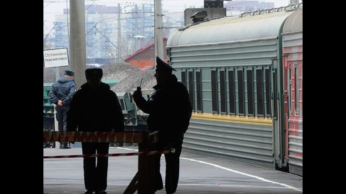 Ten dead after explosion rocks Russian subway train | 12news.com